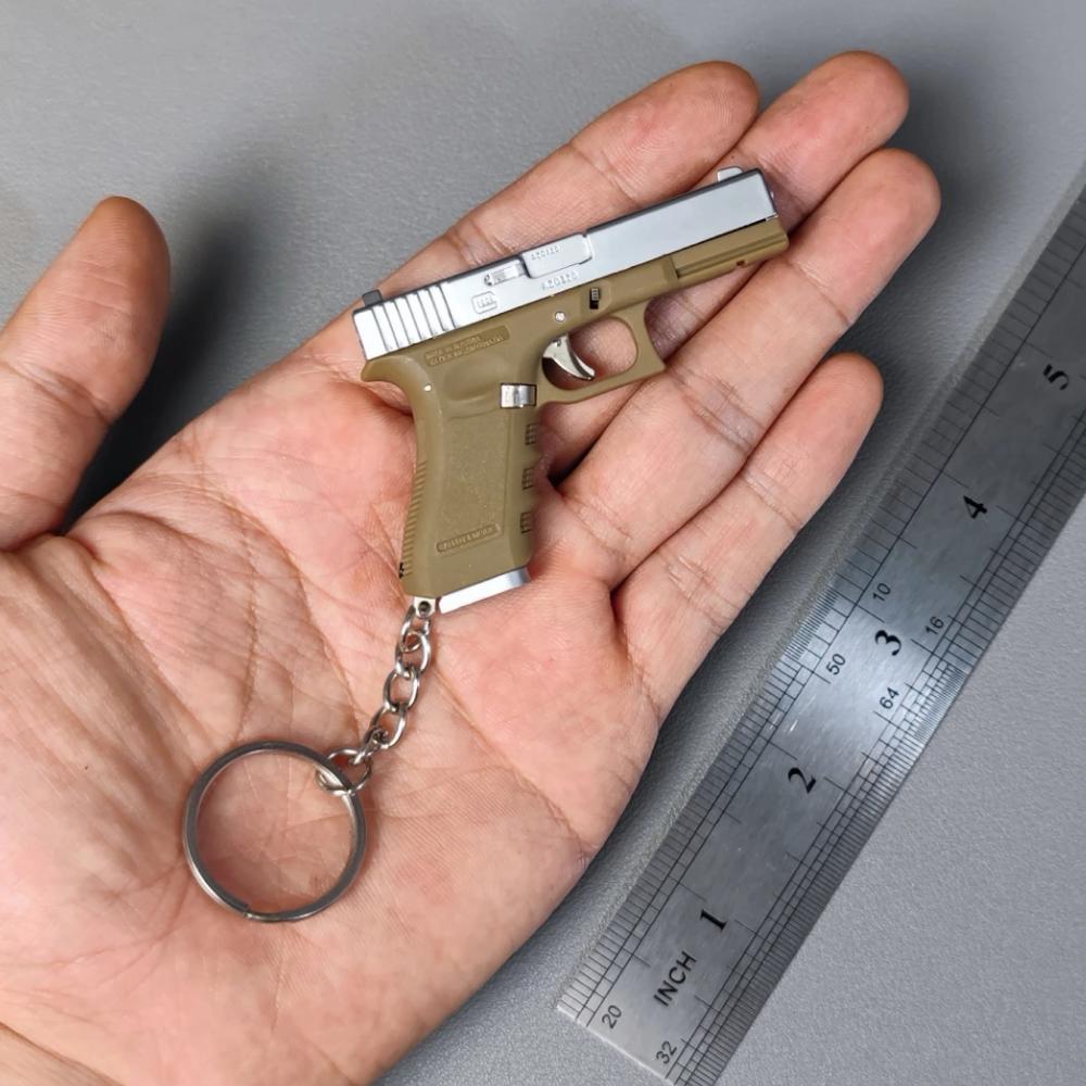Mini G17 Keychain 1 3 Scale Fidget Toy Metal Gun Shape Keychain Mini ...