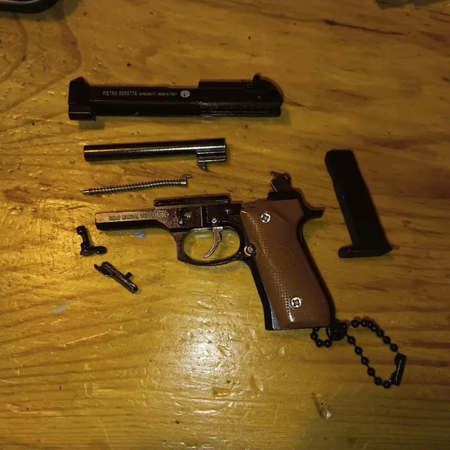 metal 92f keychain mini gun keychain 1 3 scale 92f pistol model ...