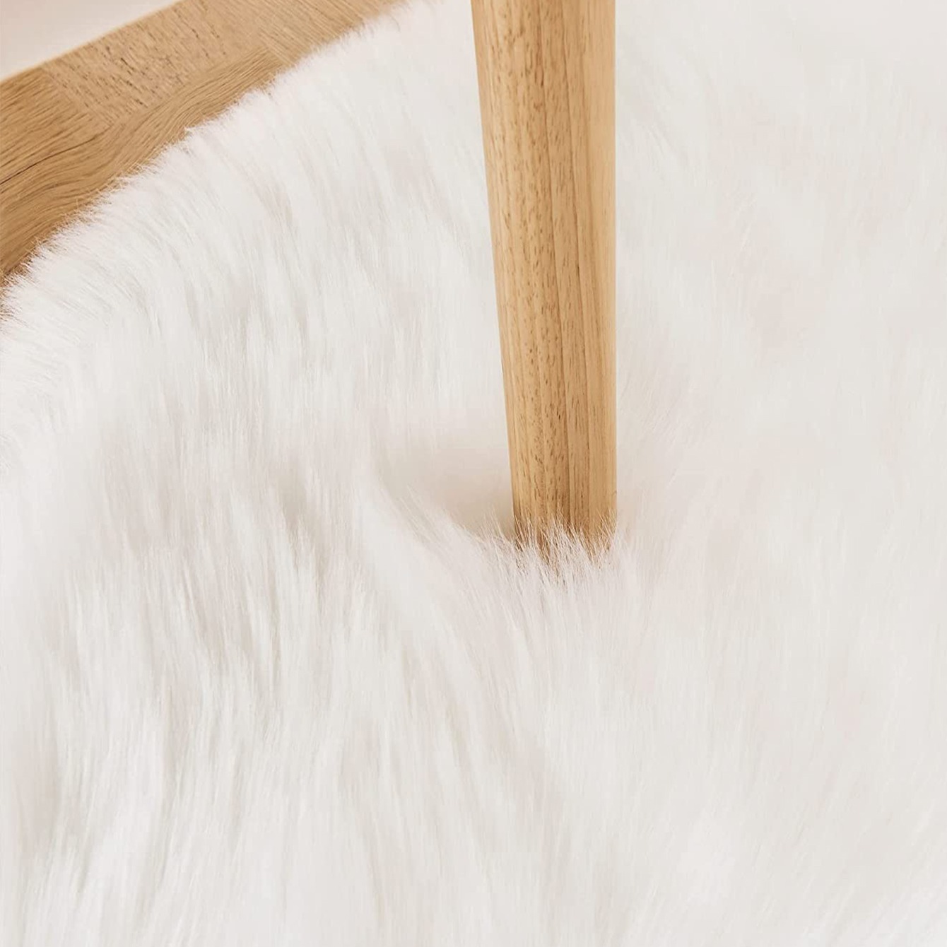 1pc White Rectangular Plush Rug Soft Area Rug For Bedroom - Temu Australia