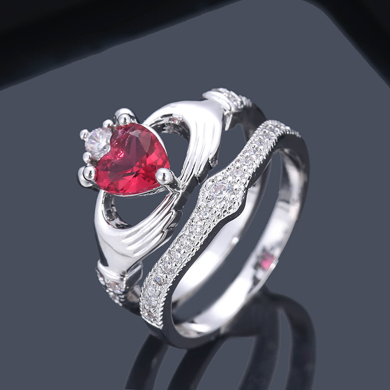 Love Couple Rings With Hands Holding Heart Jewelry - Temu United Kingdom