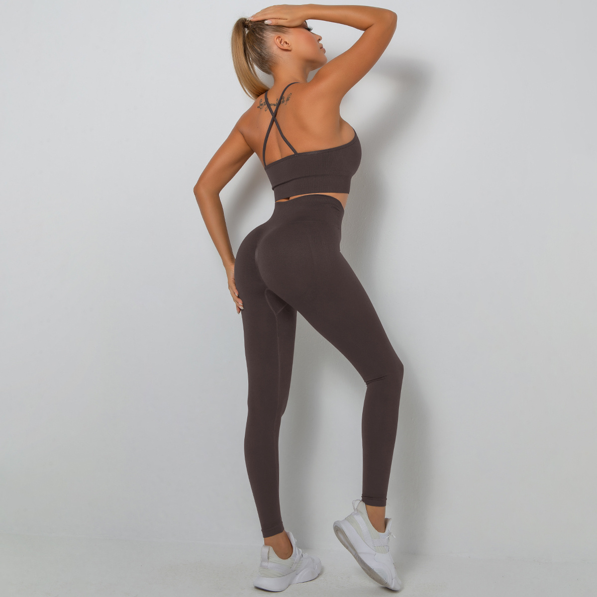 Seamless Yoga Sports Set Women's Solid Sexy Fitness Running - Temu Norway