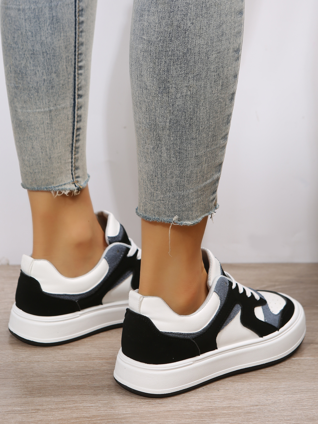 Lace Colorblock Flat Sneakers Round Toe Breathable Low Top - Temu Norway