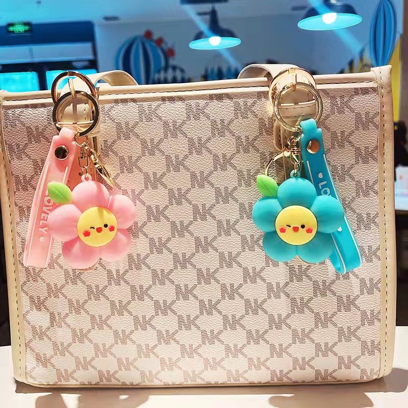 happy sunflower keychain anime shape cute exquisite - Temu Norway