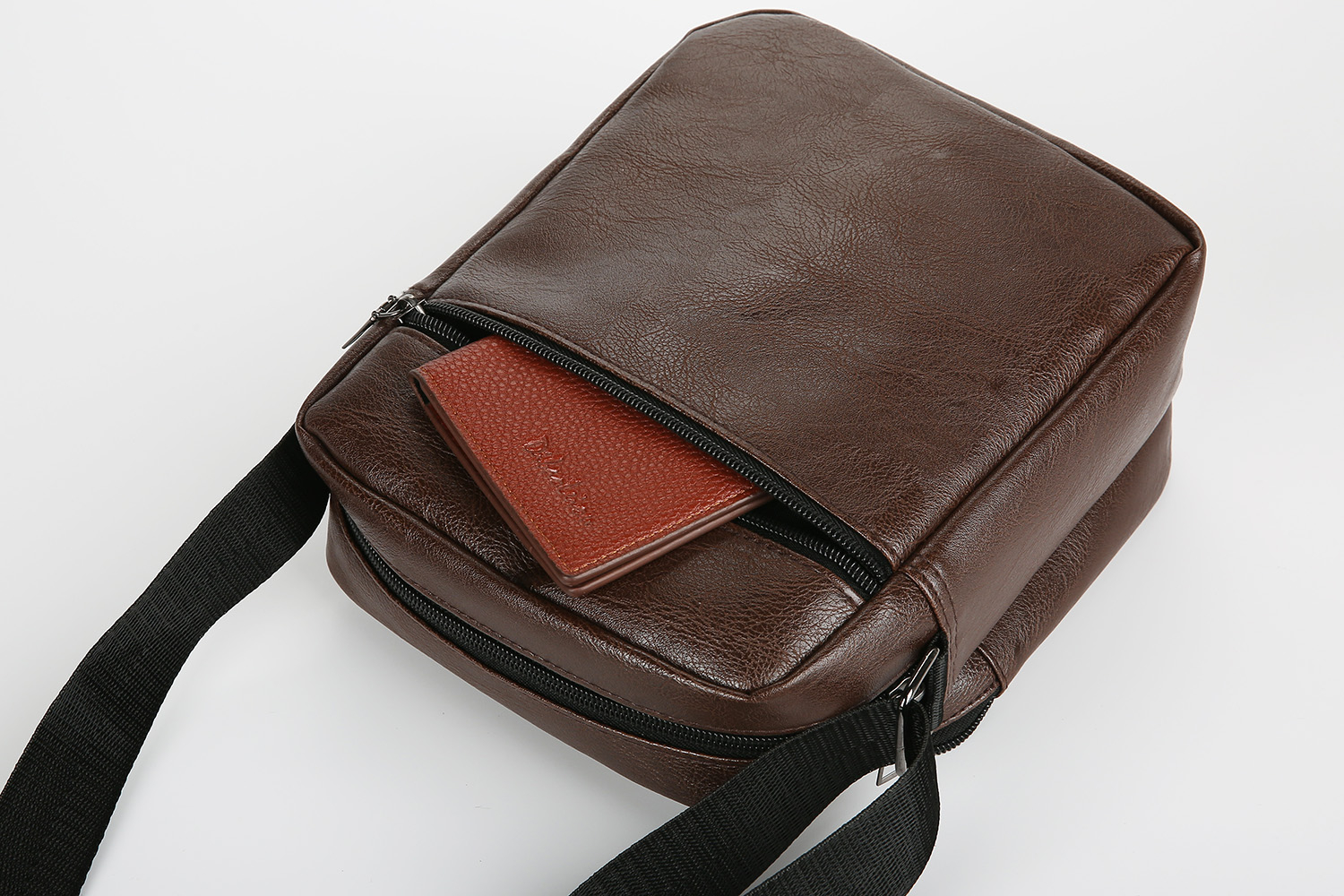 Men's New Small Bag Travel Casual Sports Small Backpack Waterproof Soft ...