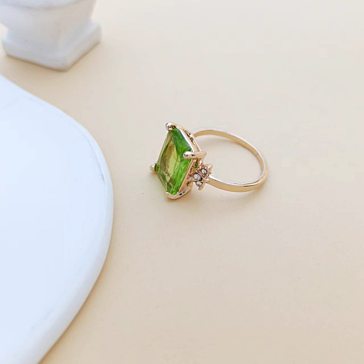 Elegant 4 prong Square Green Zircon Ring Women - Temu Australia