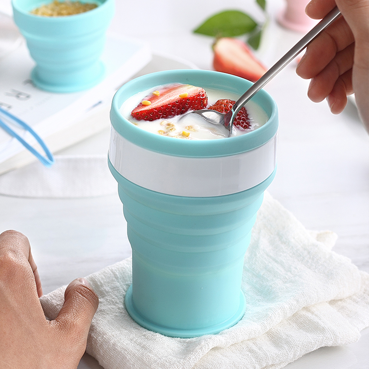 1pc Collapsible Travel Cup Silicone Folding Camping Cup With Lids ...