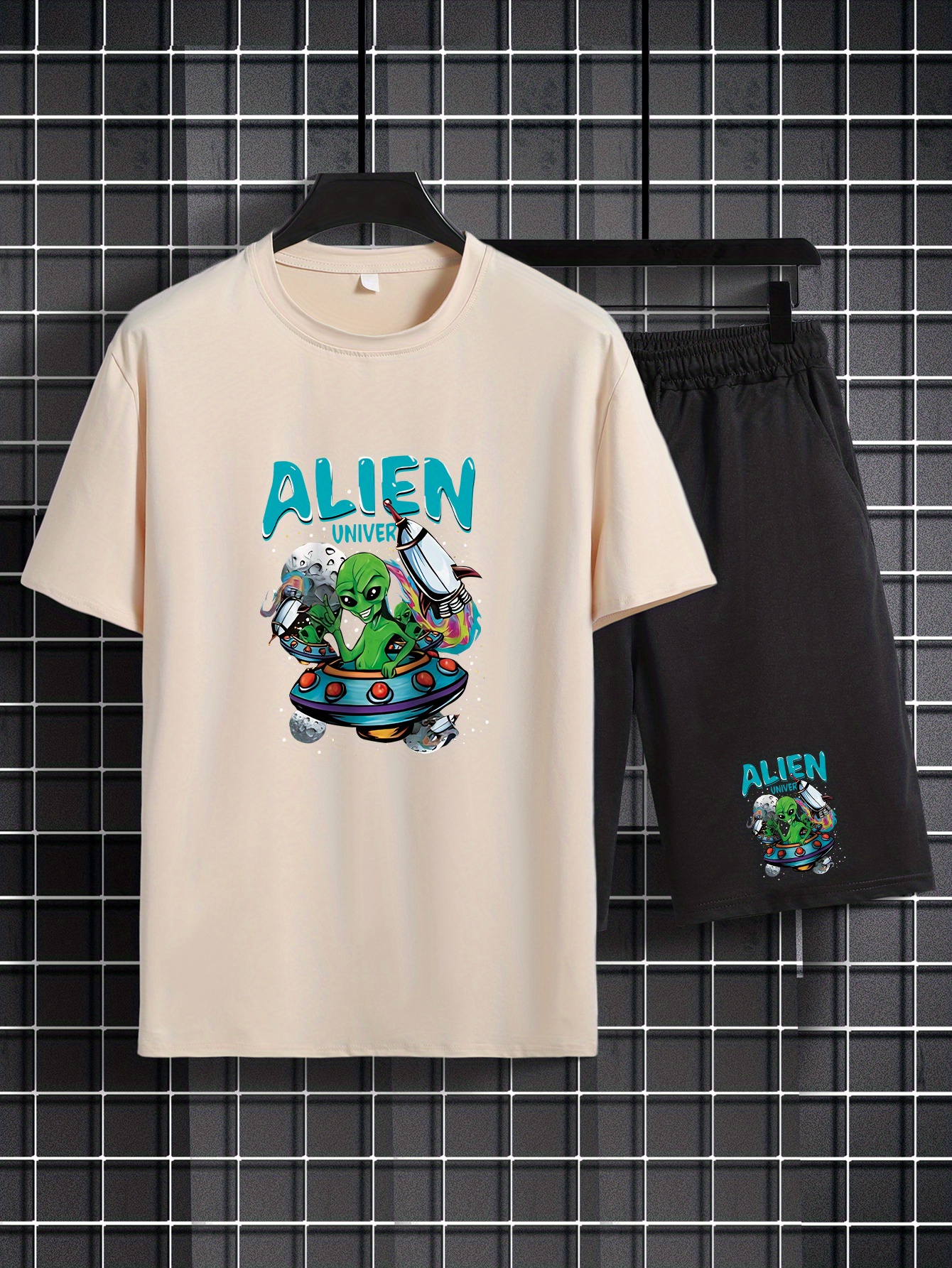 트렌디 한 남성 플러스 사이즈 Alien In The Ufo 프린트 그래픽 티셔츠 반바지 여름용 세트 Temu
