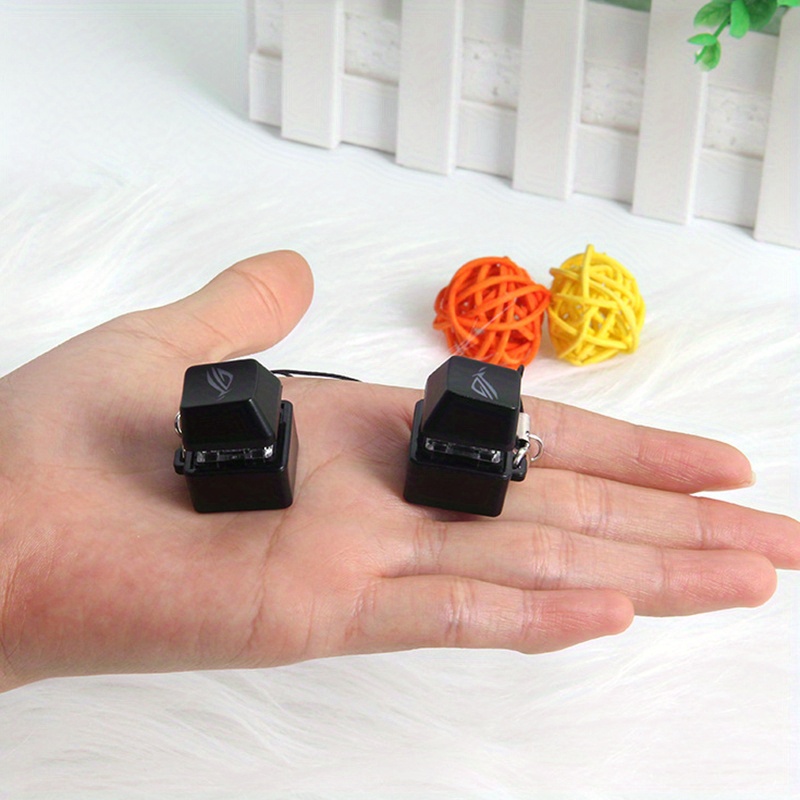 7 Mode Light Keychain LED Keyboard Keychain Fidget Toy | 7 Light Modes ...