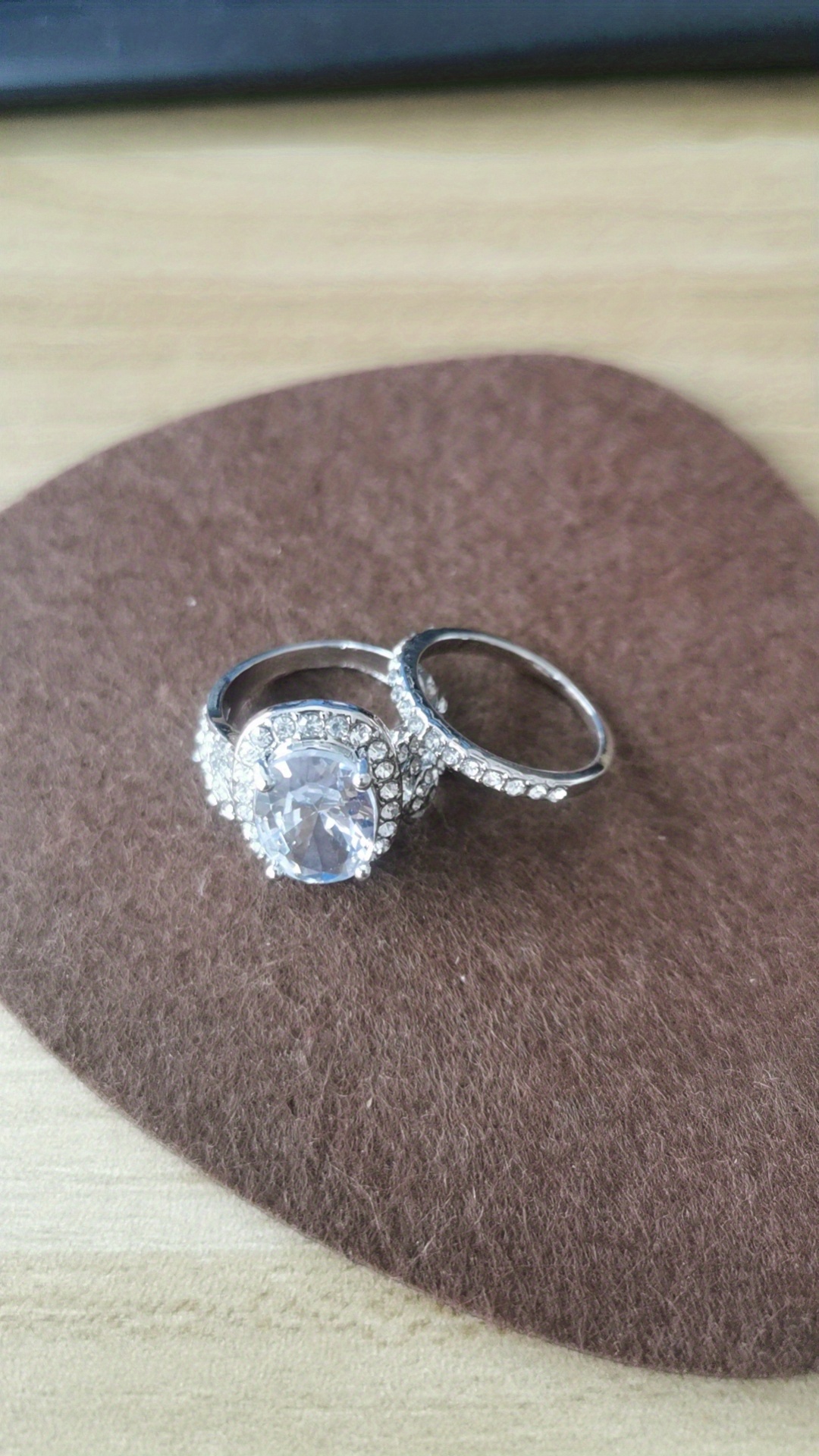 Elegant Ring Set Inlaid Shining Rhinestones Engagement - Temu Australia