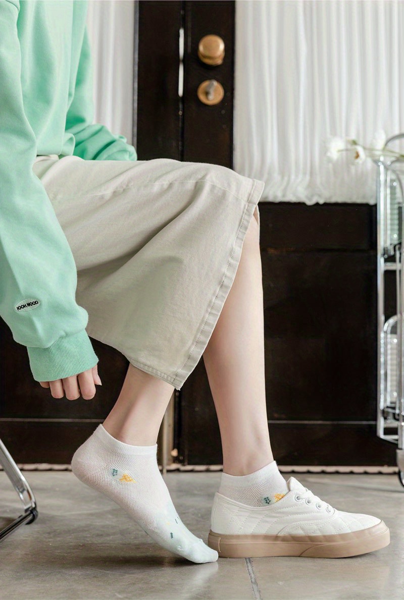 Polka Dot Pattern Socks Cute Lightweight Low Cut Ankle Socks - Temu ...