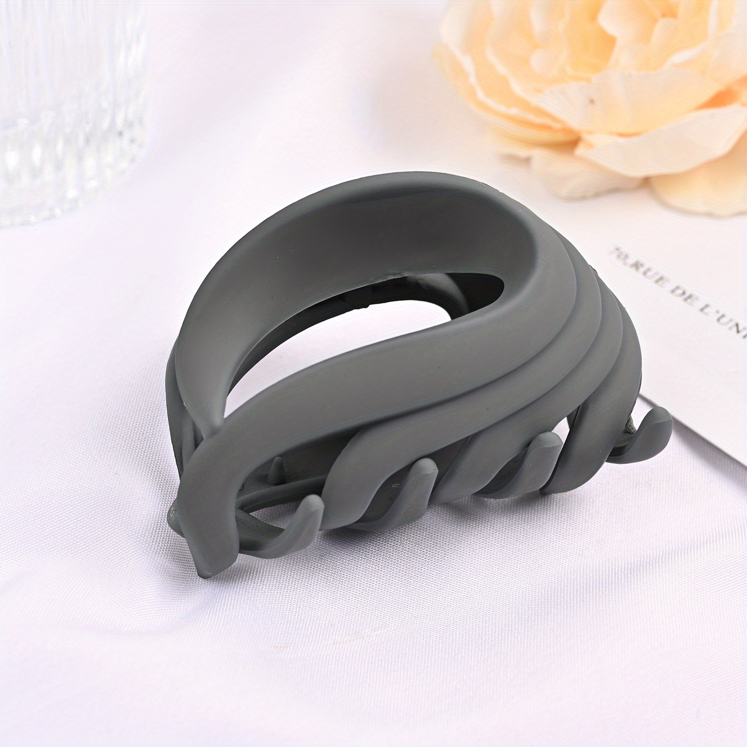 Solid Color Matte Hair Claw Acrylic Elegant Hair Claw - Temu Canada