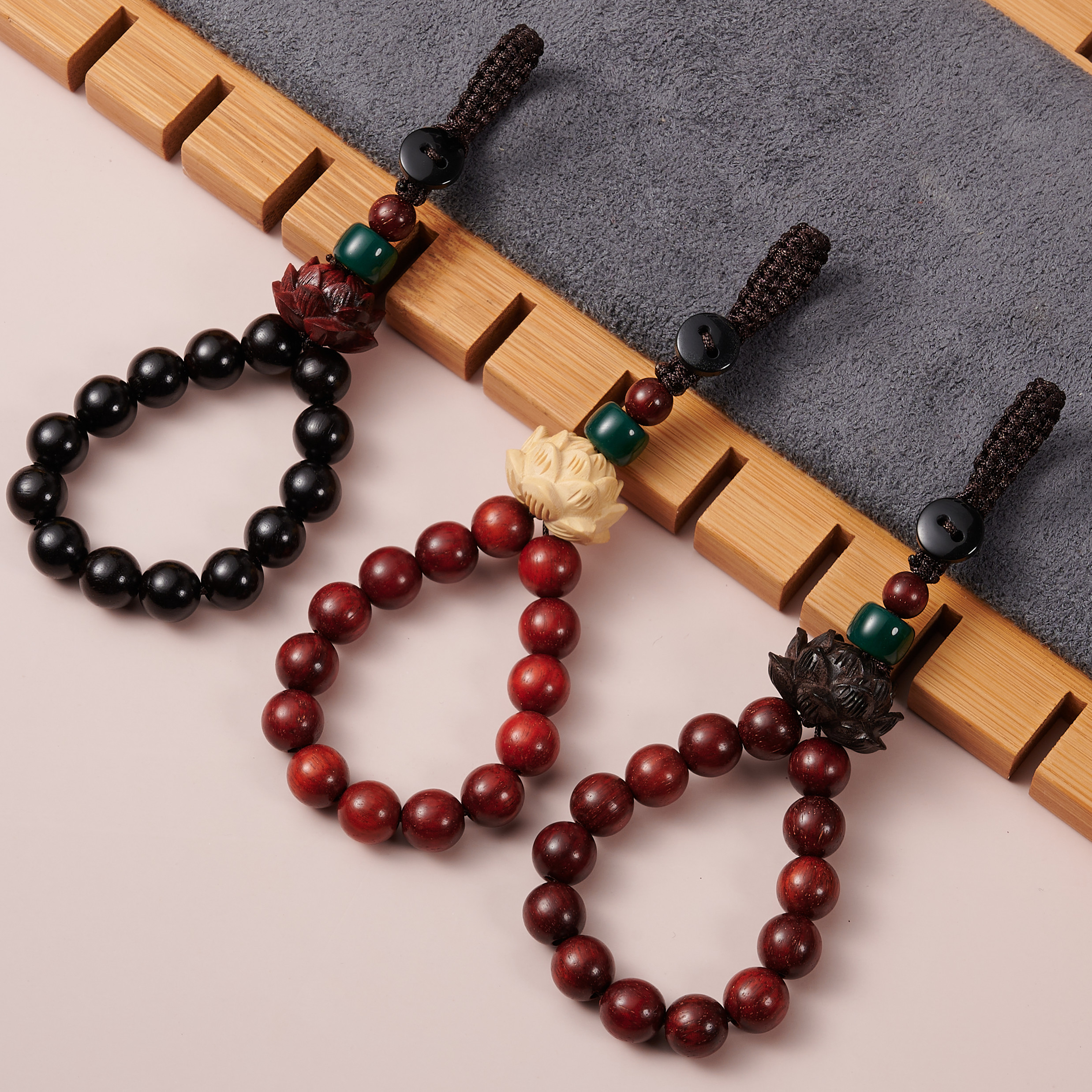 Natural Lotus Car Keychain For Men Purple Sandalwood Play Hanging ...