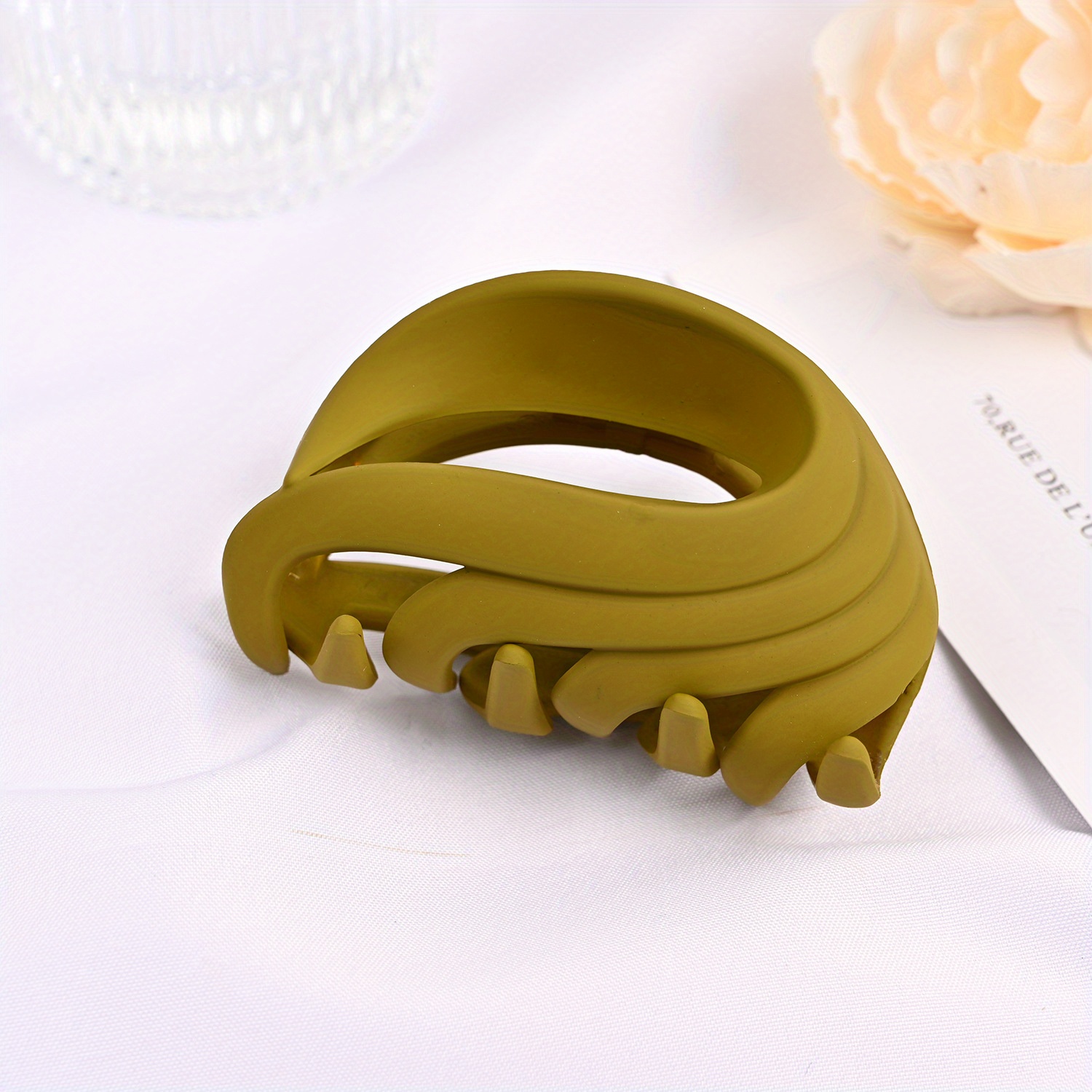 Solid Color Matte Hair Claw Acrylic Elegant Hair Claw - Temu Canada