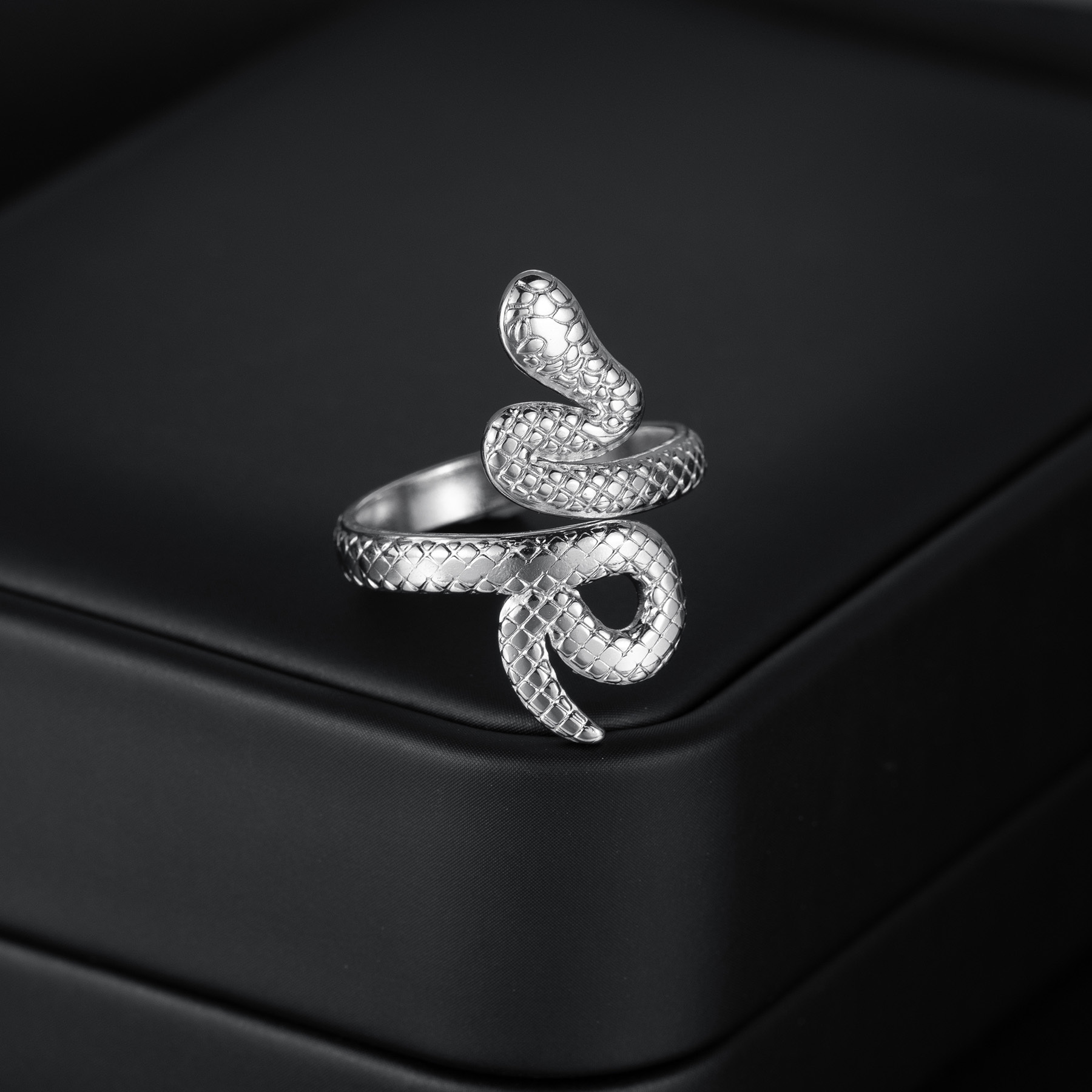 Trendy Punk Hip Hop Mesh Pattern Snake Zodiac Titanium Steel - Temu ...