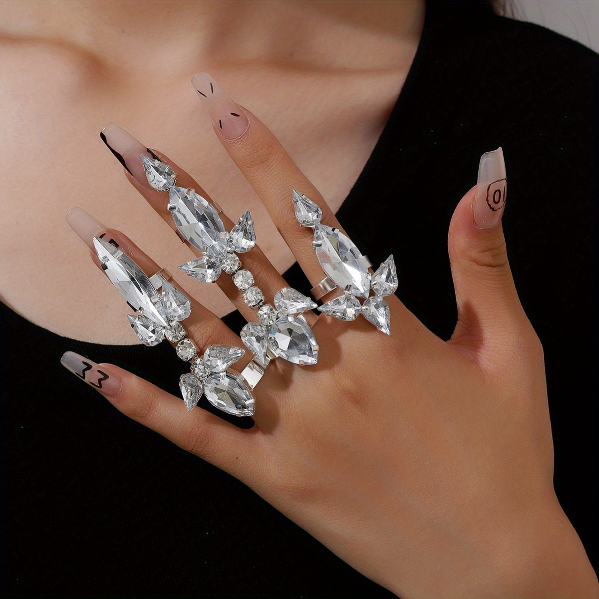 Unique Design Rhinestones Inlaid Open Finger Ring Adjustable - Temu ...