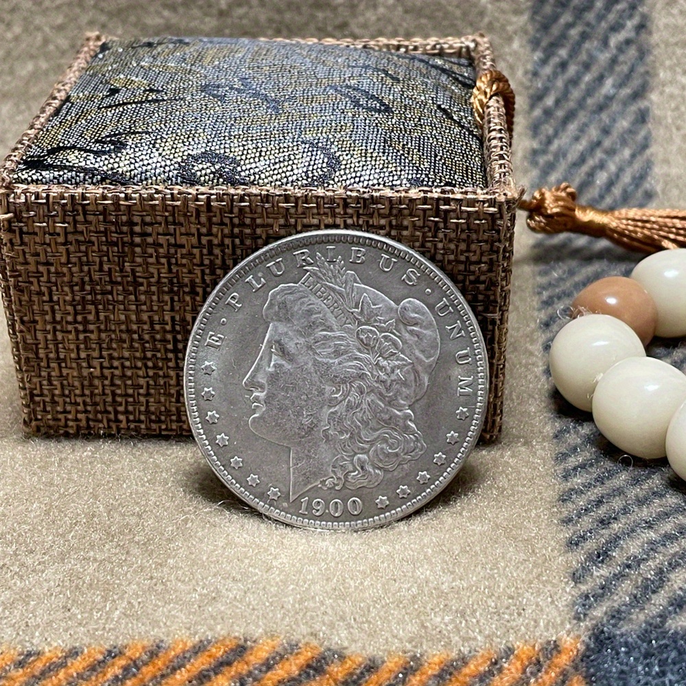 Show Your Patriotism With Lady Liberty100 Cents Collectibles Challenge ...