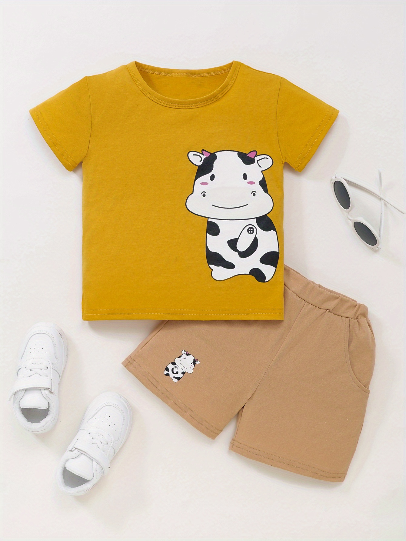 Boys Cute Cow Graphic Casual Outfit Round Neck T shirt - Temu Australia