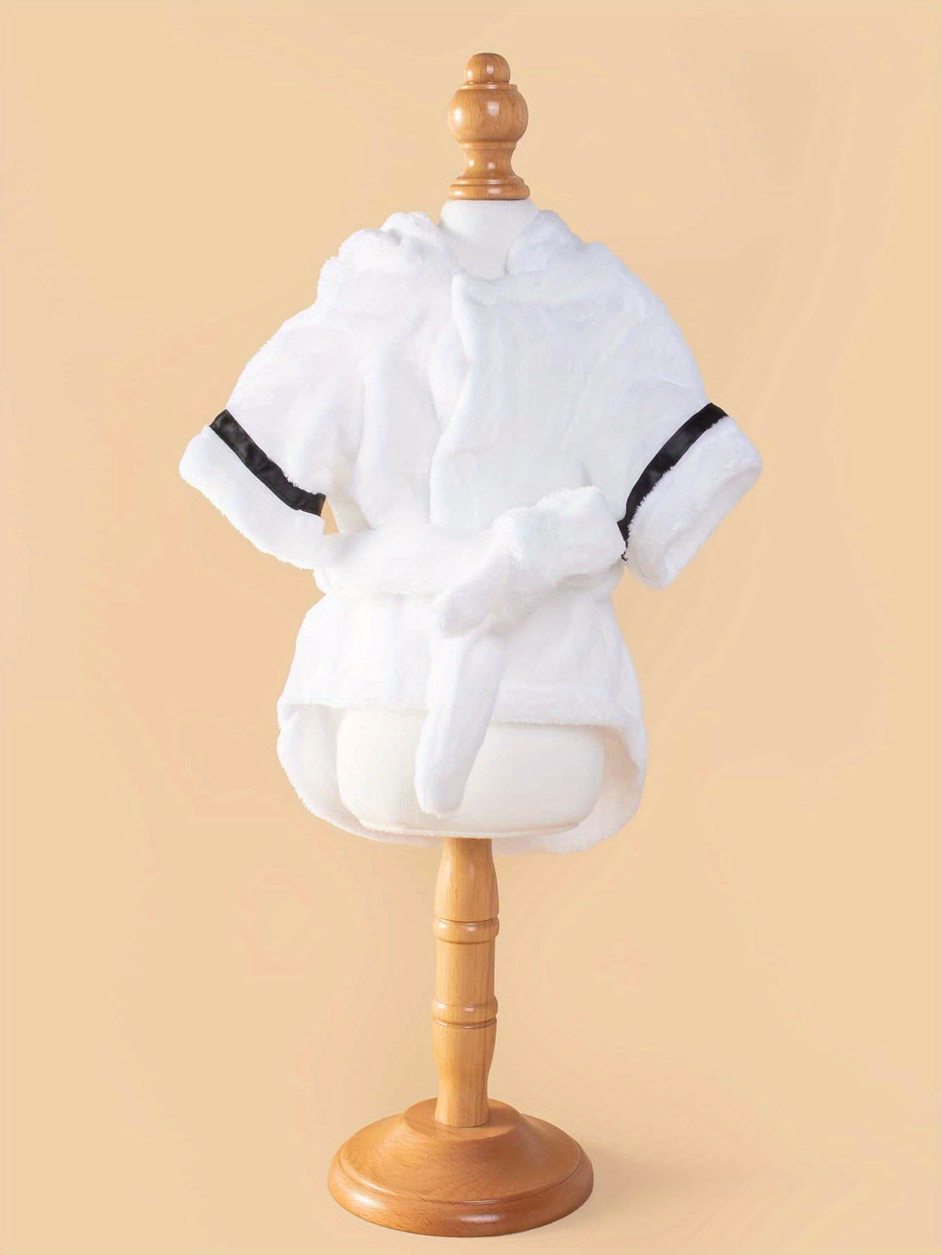 1枚【ふわふわ】ペット用冬服 犬猫兼用 ペット用パジャマ フード付き 暖かい 柔らかい ソフト 秋冬 防寒保温 冷え性対策 シンプル 日常着