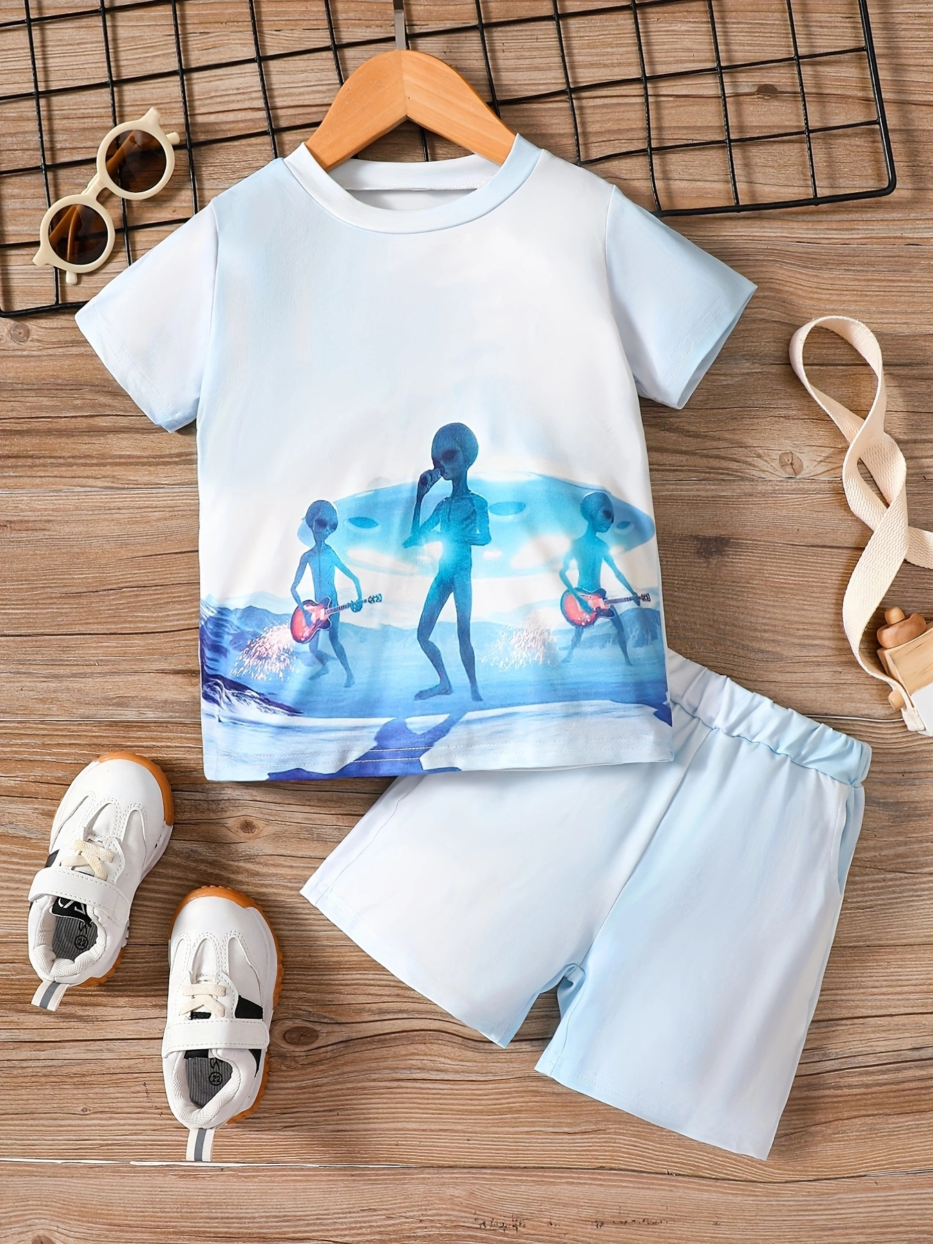 Boys Alien Playing Guitar Casual Outfit Round Neck T-shirt & Shorts For ...