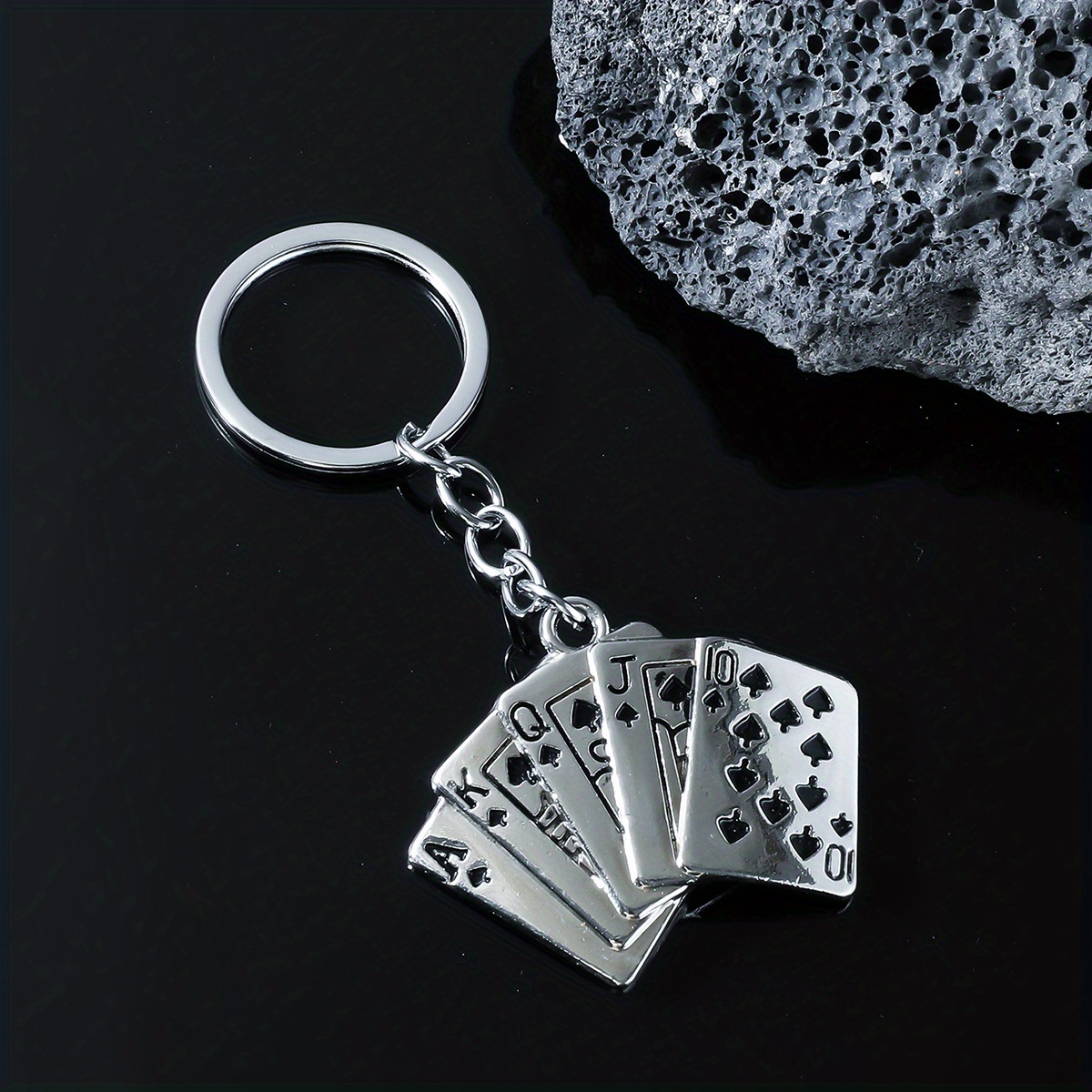 Simple Creative Metal Playing Cards Pendant Key Hanging Bag Key Chain ...