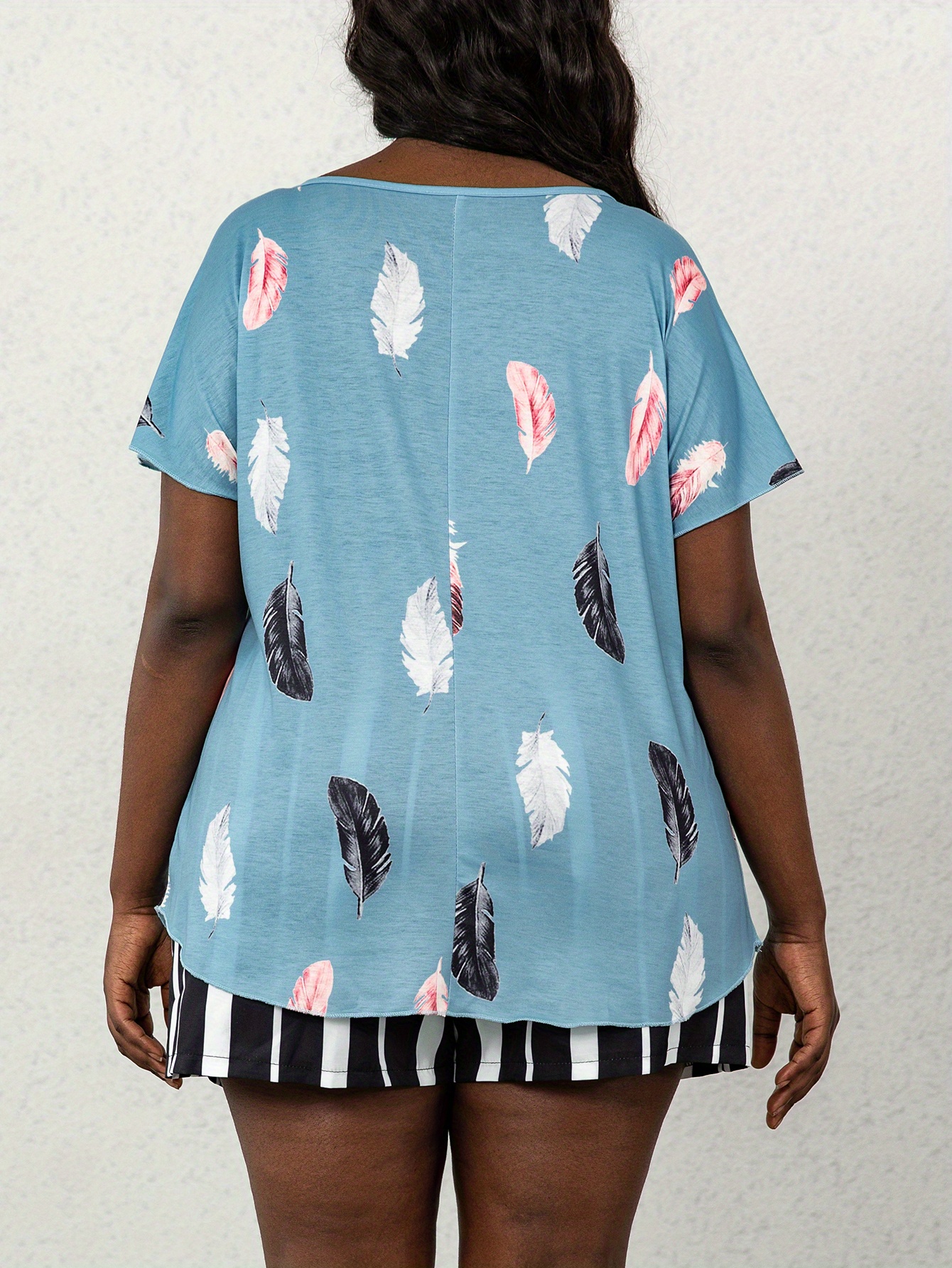 Plus Size Elegant Top Women's Plus Feather Print Cut Out V - Temu