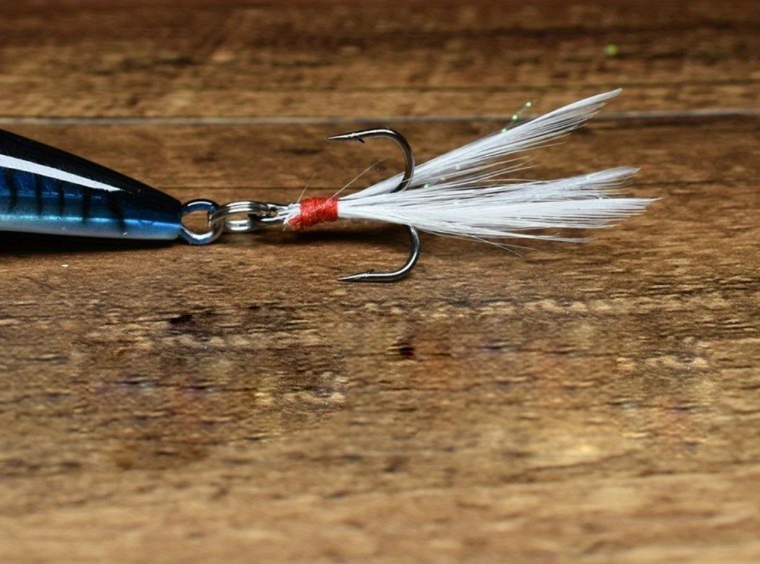 3d Bionic Minnow Fishing Lure Laser Eyes Feather Treble Hook - Temu