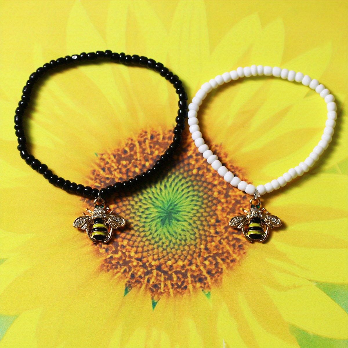Bee Shape Pendant Beaded Bracelet Set Animal Theme Black And White Rice ...