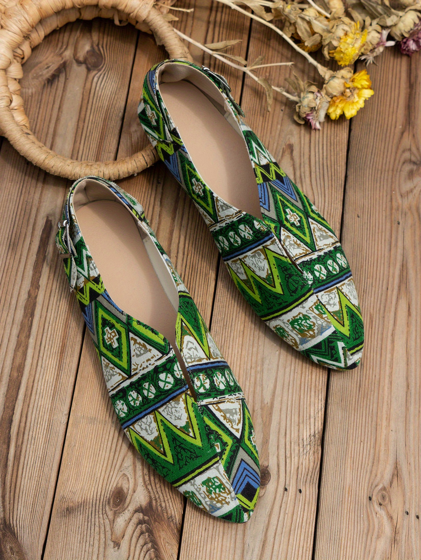Women's Tribal Style Flat Shoes Retro Pointed Toe Slip - Temu Netherlands