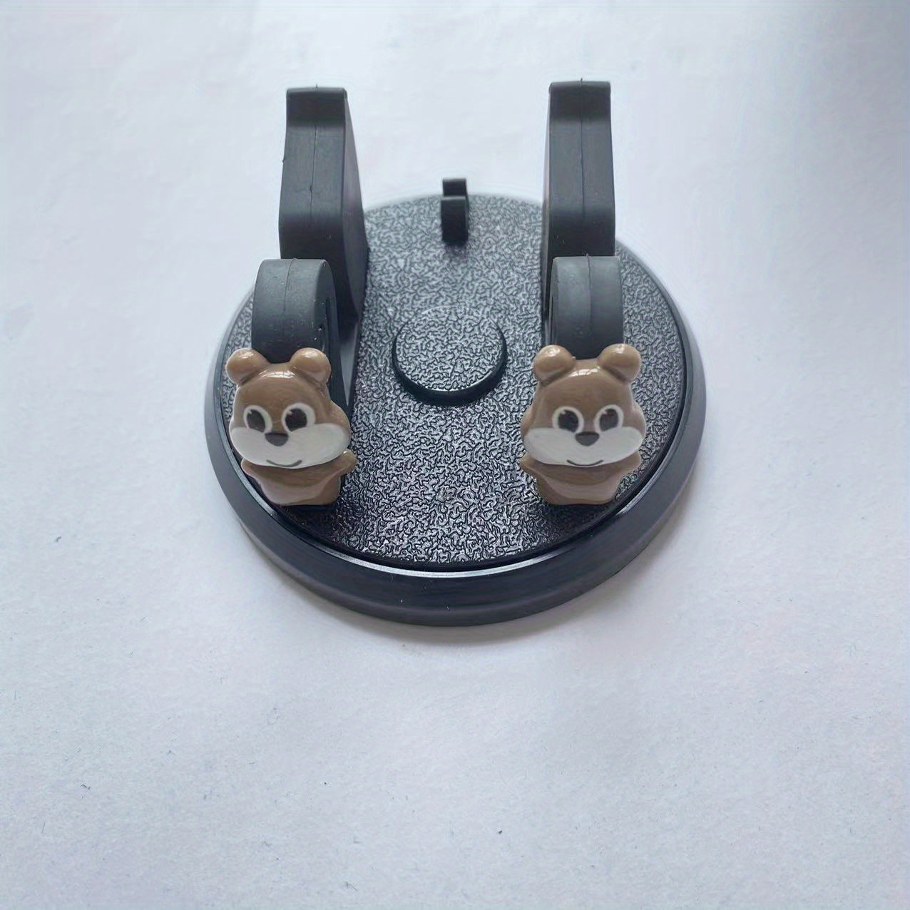 Little Squirrel Creative Cute Toy Car Phone Holder - Temu New Zealand