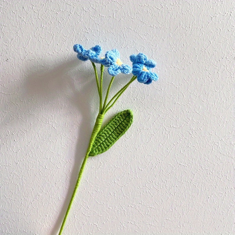 Trendy Roses Tulips Carnations Forget Me Nots Sunflowers Knitted ...