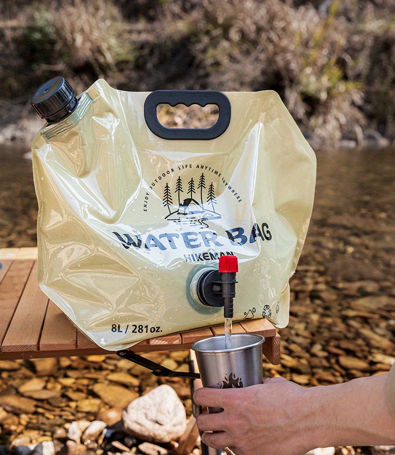 8l 折りたたみ式の水袋、ハンドル付き、ポータブルな大容量の水貯蔵袋、屋外のバーベキューキャンプ旅行用の丈夫な折りたたみ式の水バケツ