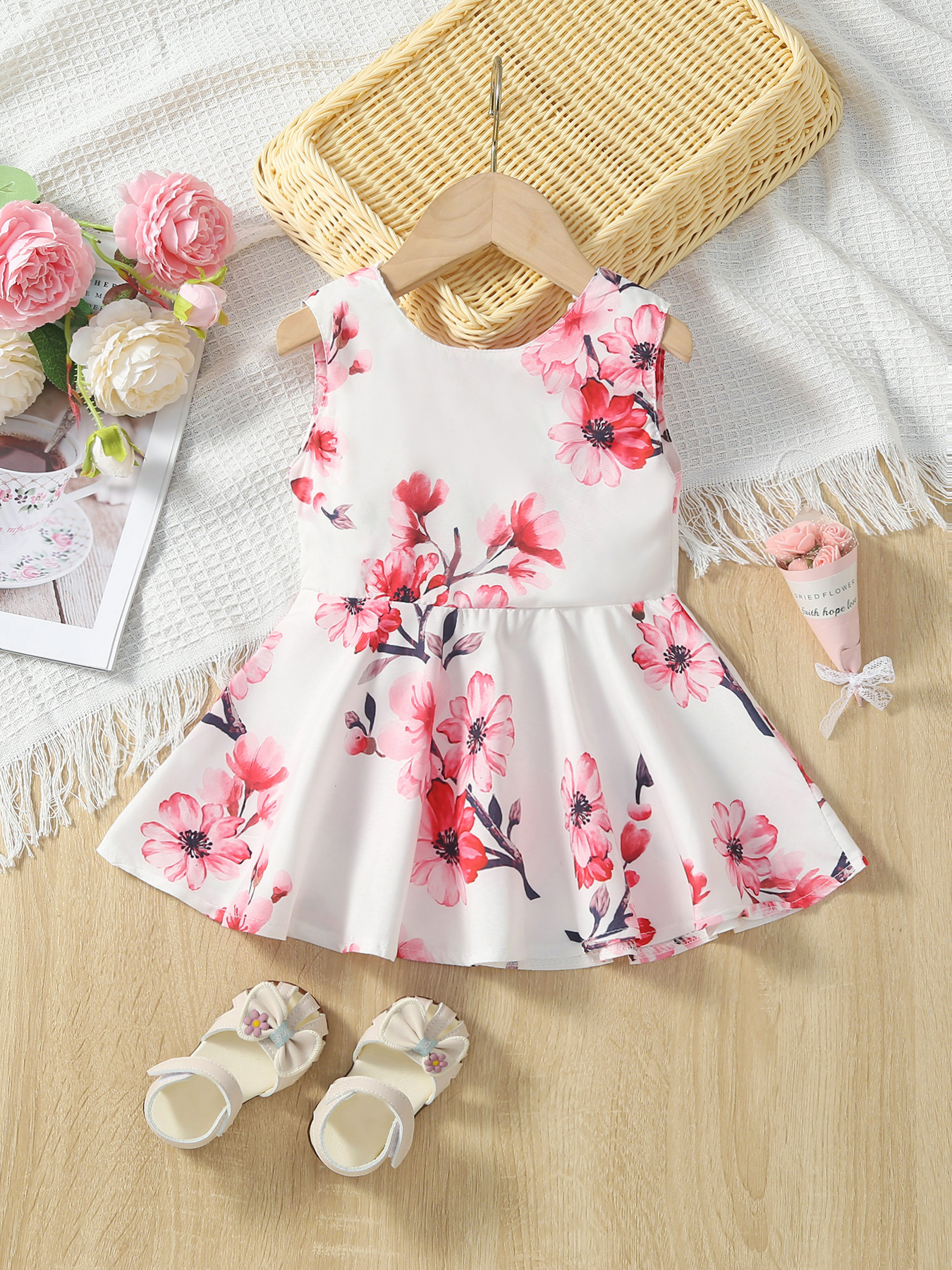 Girls Sleeveless Crew Neck Flowers Graphic Casual Princess - Temu Norway