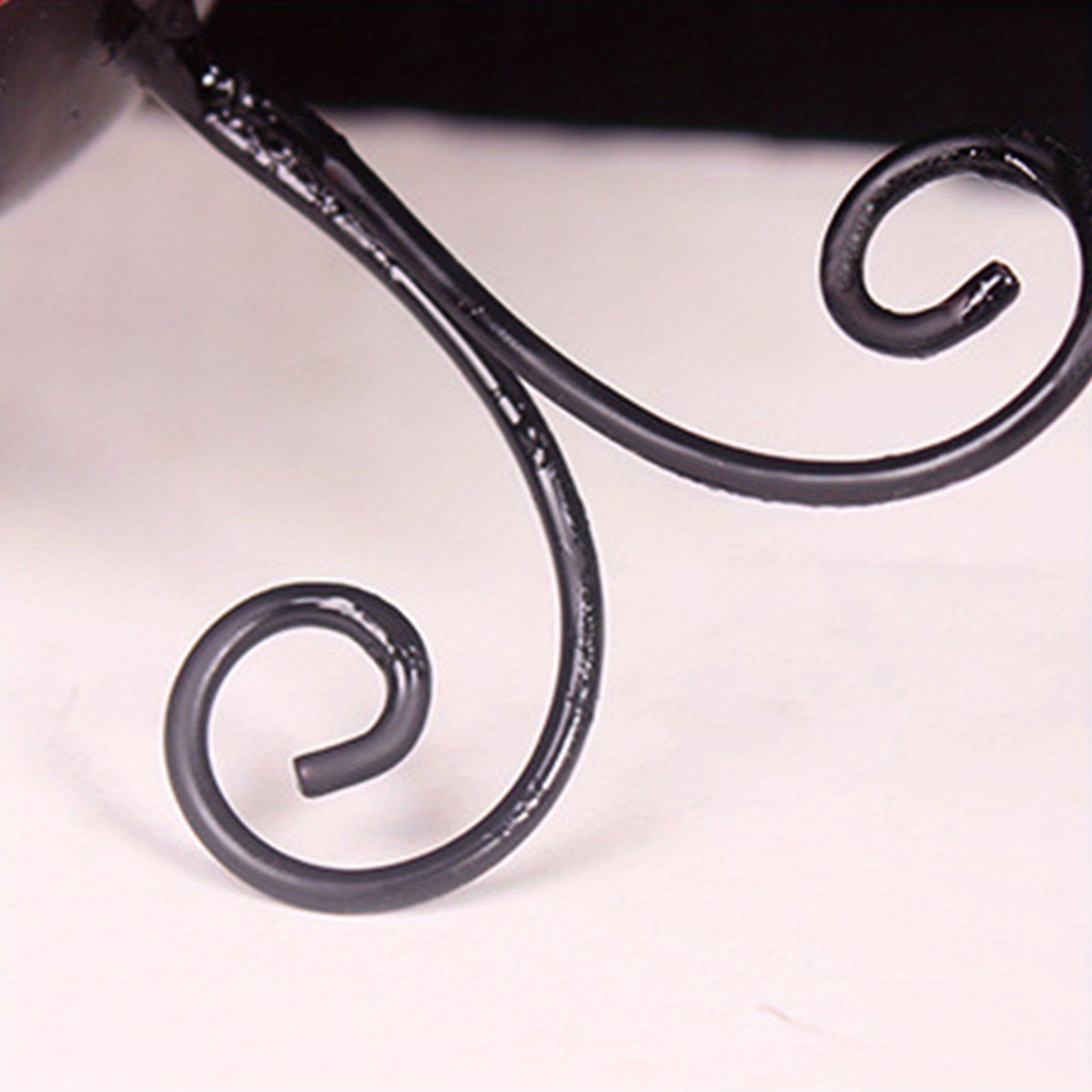 Beautiful Metal Ladybug Statue - Perfect Garden Art Sculpture For ...