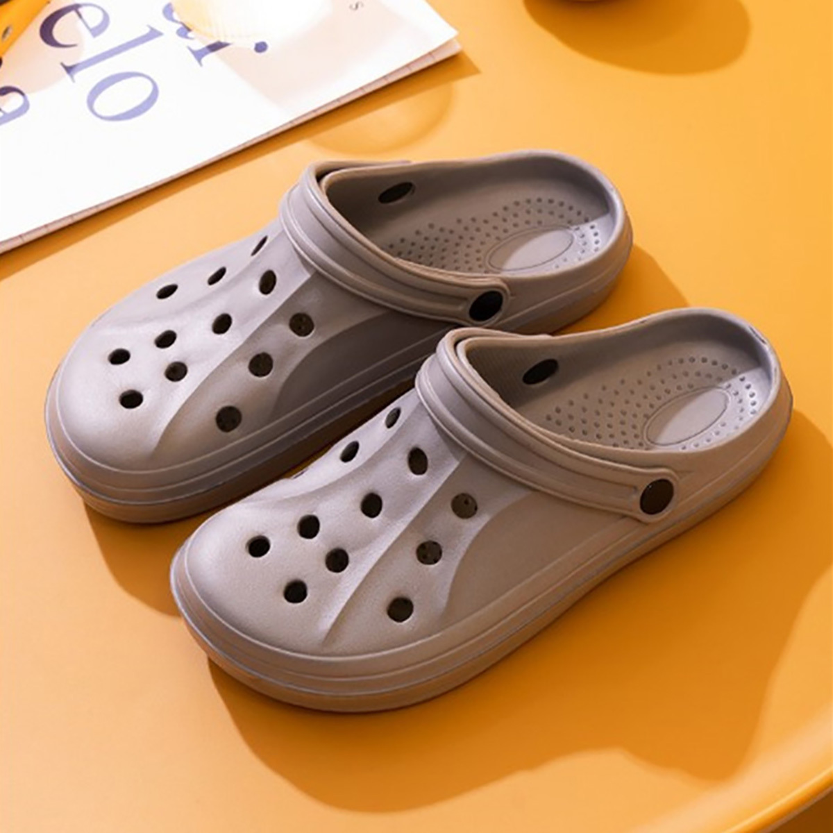 Women's Hollow Eva Clogs Solid Color Lightweight Closed Toe - Temu ...