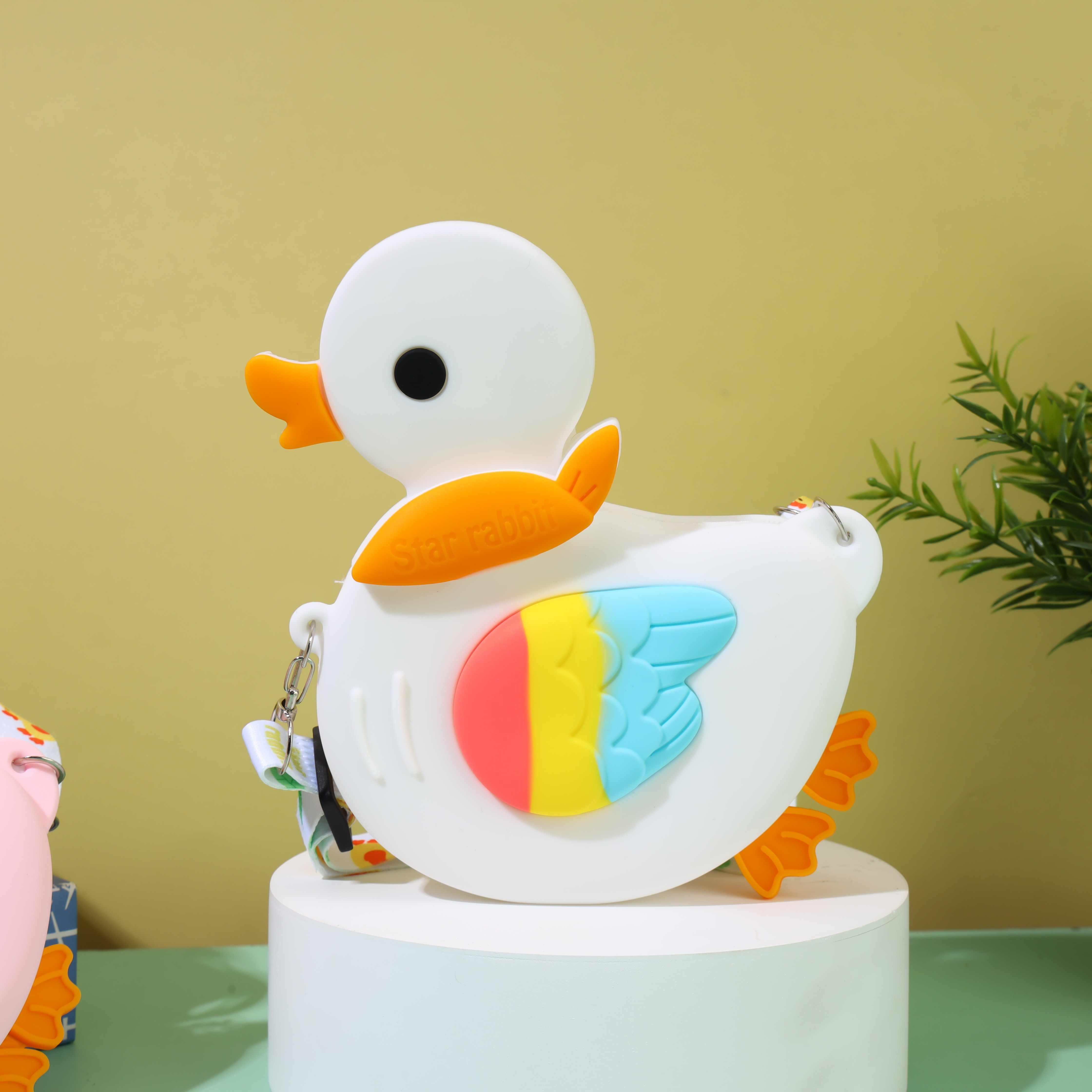 Kids Cute Duck Silicone Purse Water resistant Lightweight - Temu ...