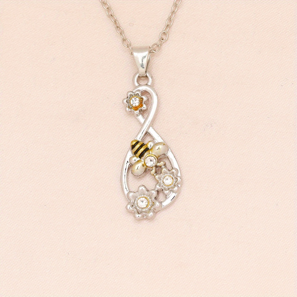 Fashion Little Daisy Bee Decor 8 shaped Infinity Pendant - Temu New Zealand