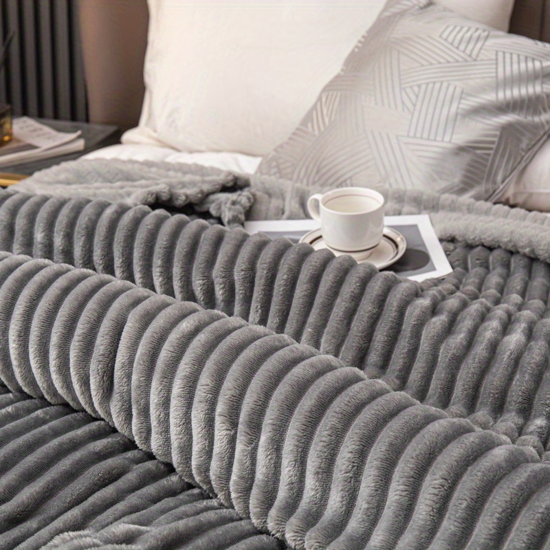 solid color flannel blanket soft cozy warm air conditioning - Temu Norway