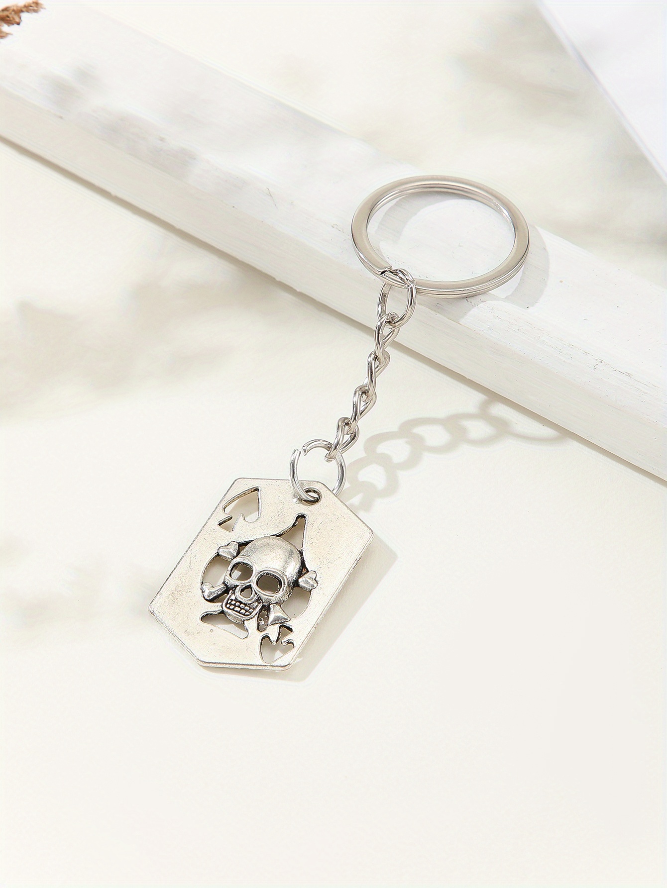 Skull Keychain Skull Zinc Alloy Keyring Mens Key Pendant Accessories ...