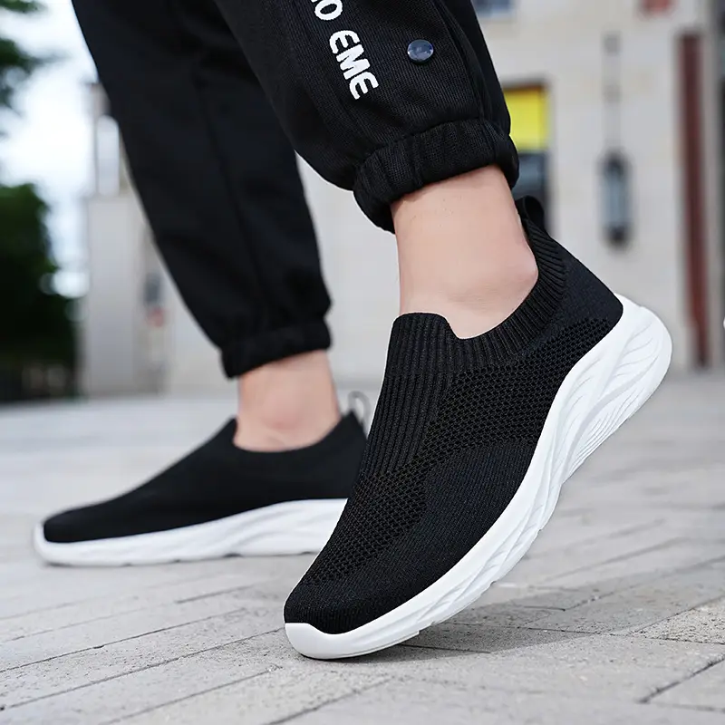 Mens Slip On Sneakers Athletic Shoes Lightweight And Breathable Walking