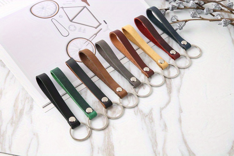 le keychain for men retro simple car keychain for men | temu {region_name}