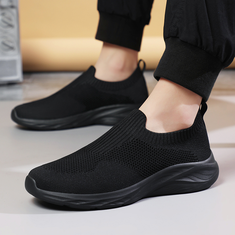 Mens Slip On Sneakers Athletic Shoes Lightweight And Breathable Walking