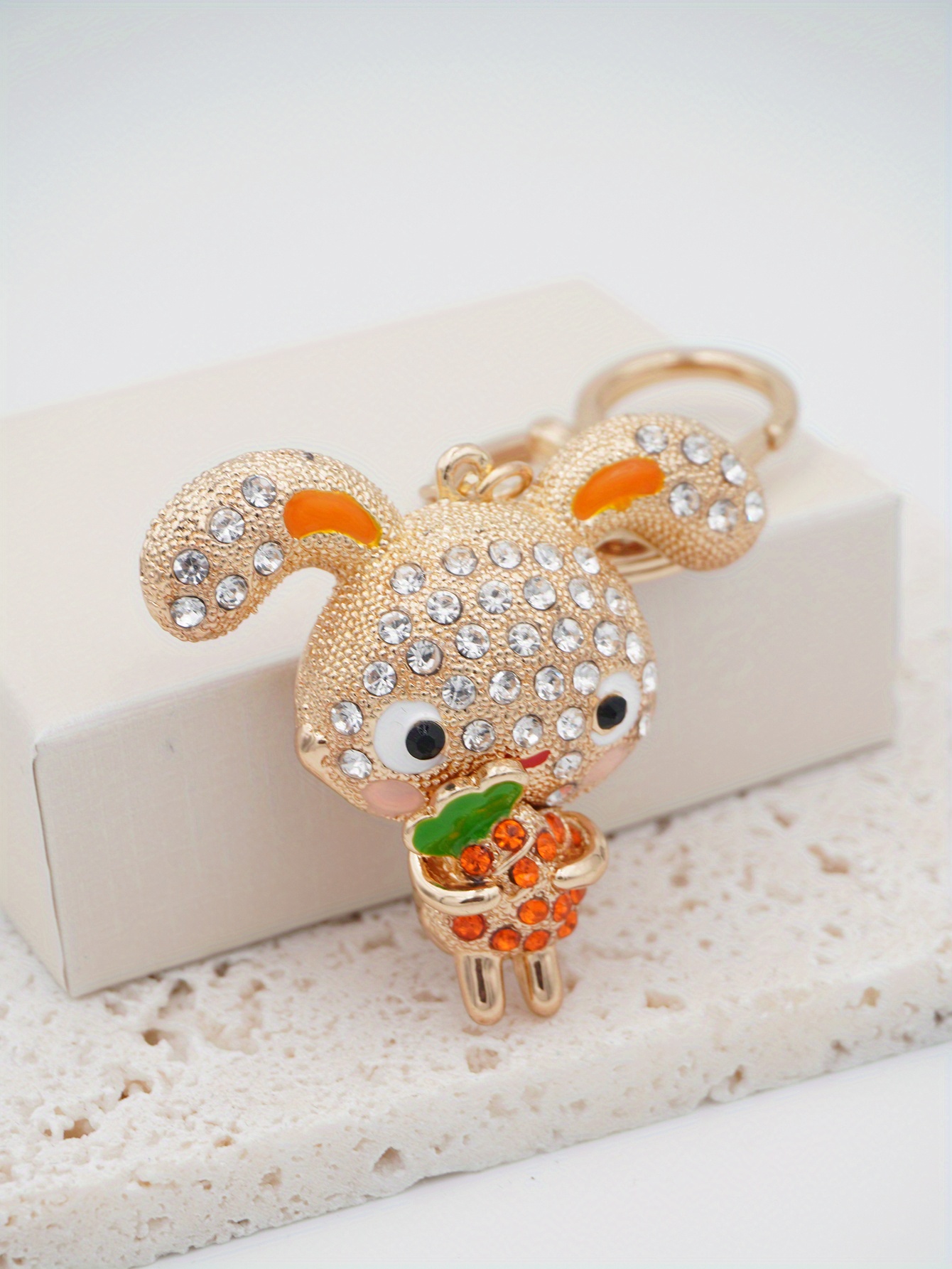 New Holding Rabbit Diamond - Temu New Zealand