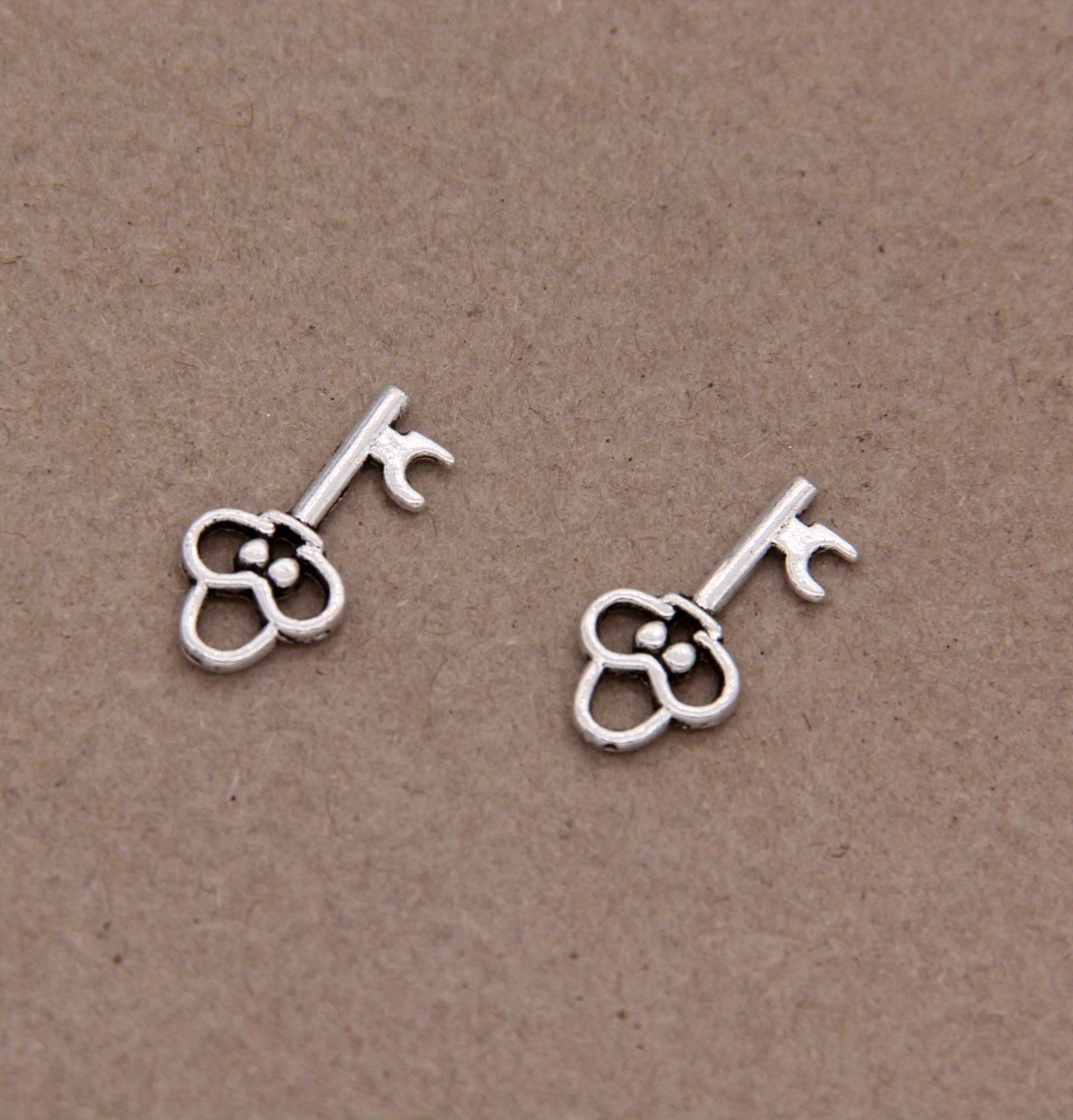 Zinc Alloy Key Pendant Key - Temu Australia