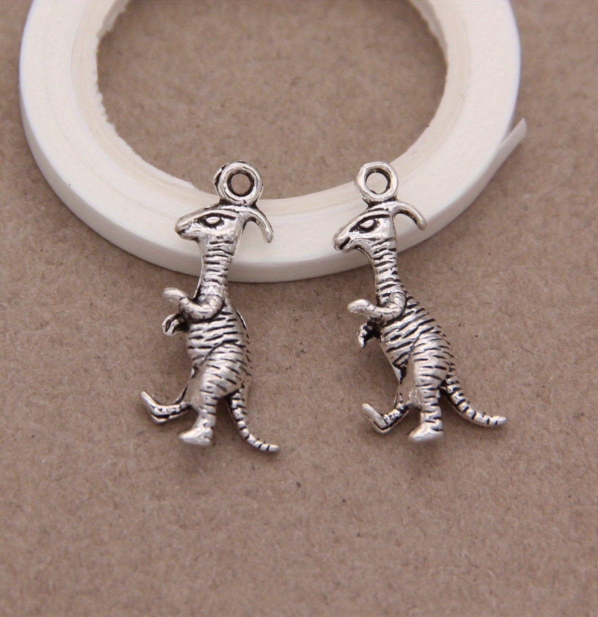 Antique Silver Zinc Alloy Dinosaur Pendant Vintage Animal - Temu Australia