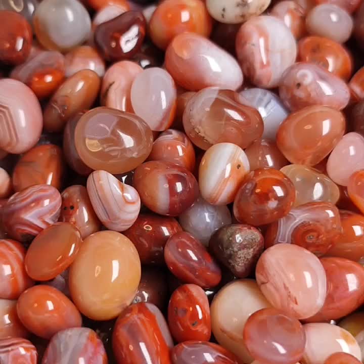 Red Agate Tumbled