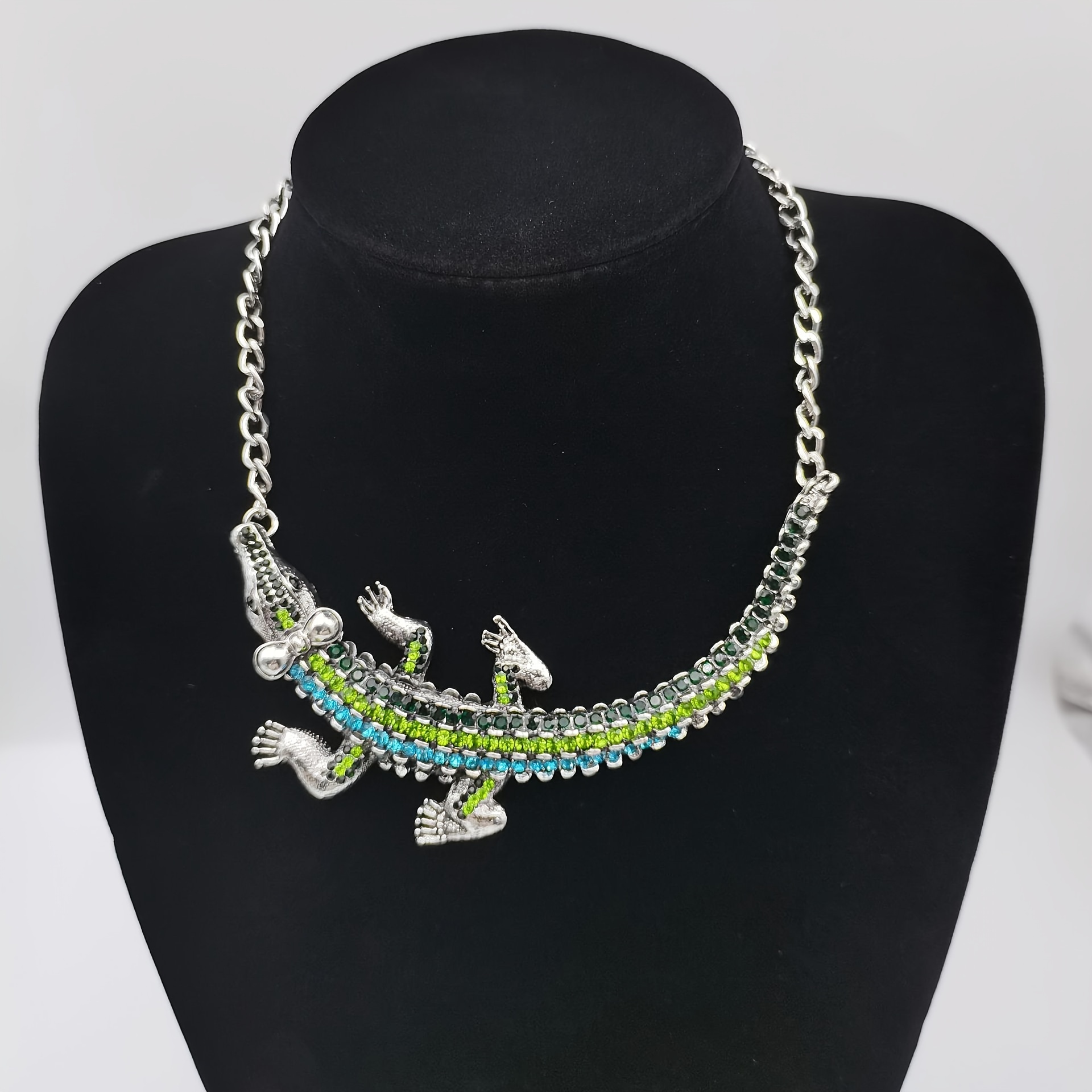 Creative Crocodile Clavicle Chain Alloy Jewelry Embellished - Temu ...