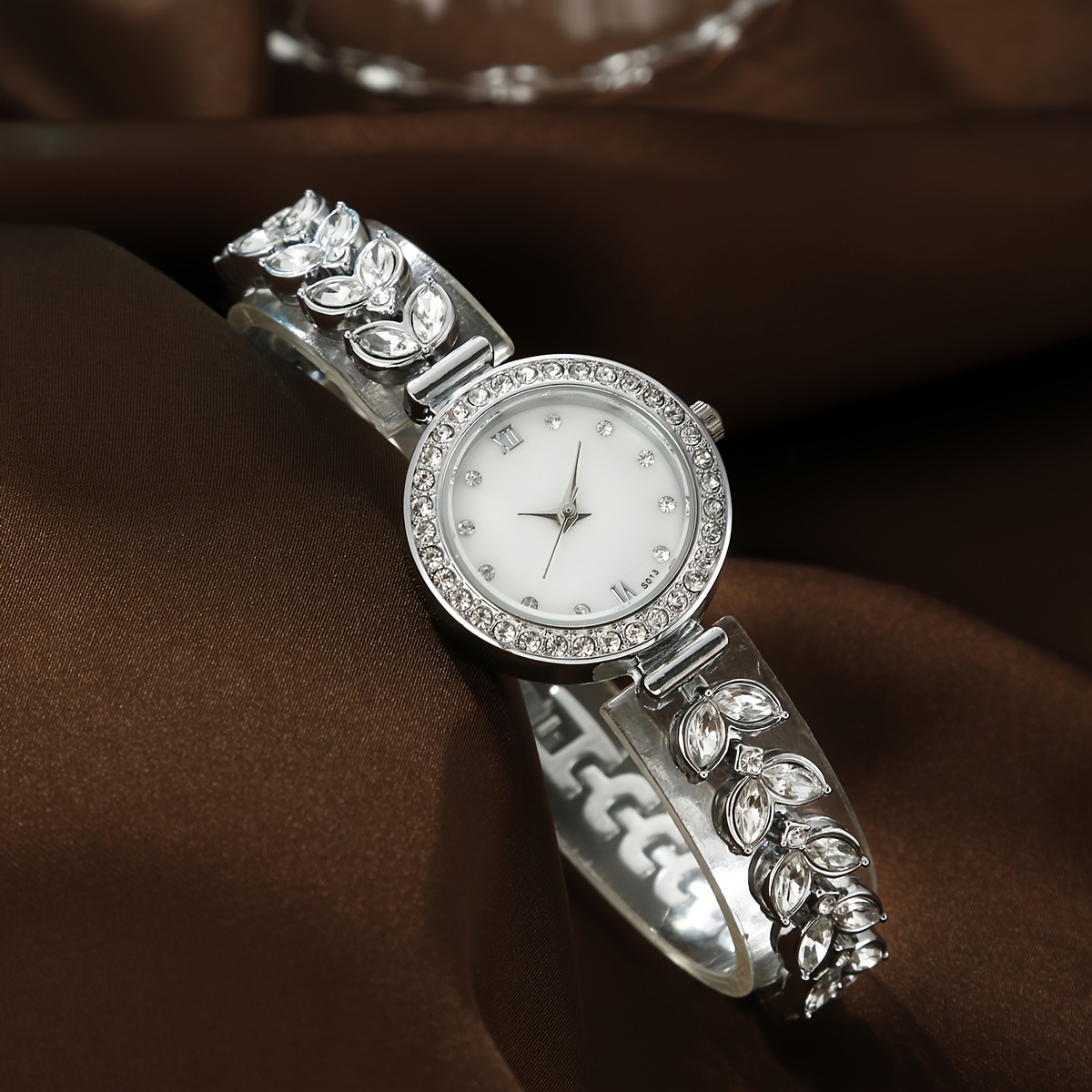 Women's Watch Luxury Rhinestone Quartz Watch Leaf Fashion - Temu United ...