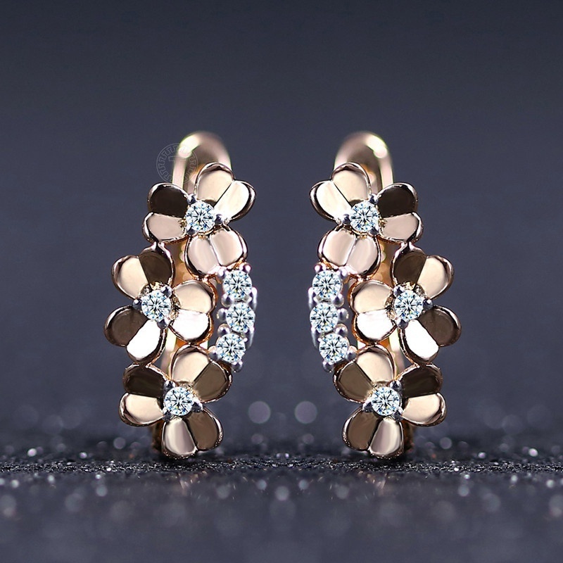 Exquisite Clover Shape Earrings 18k Plated Ear Stud Shiny - Temu Canada