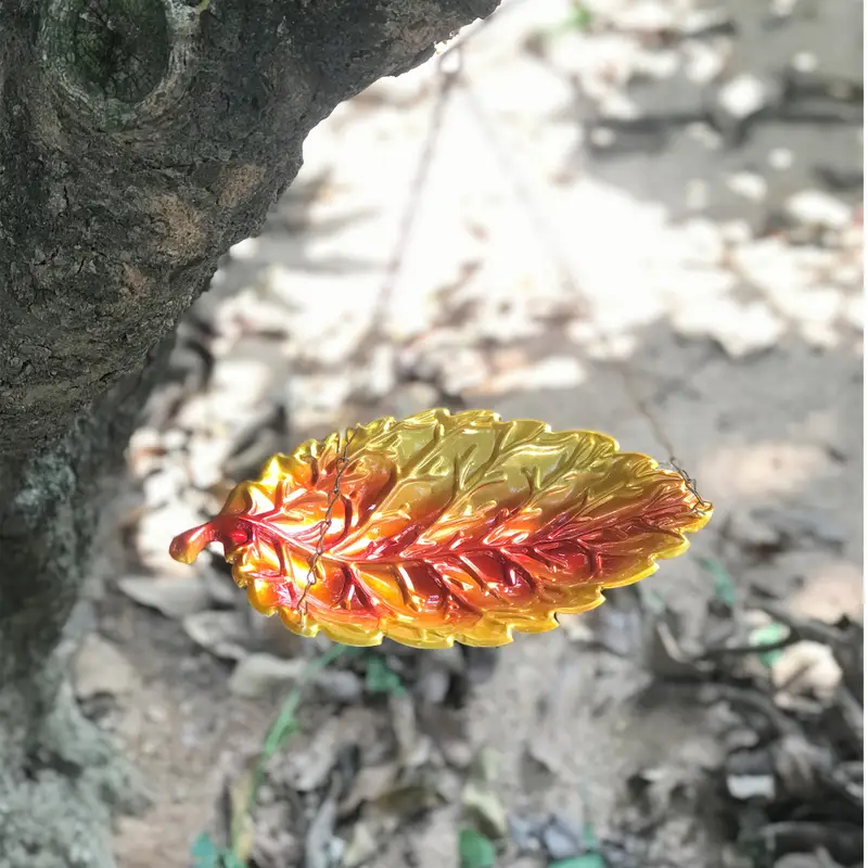 屋外吊り下げ用のリーフデザインの鳥の餌箱 屋外のリス用の野鳥の餌箱 枢機卿 フィンチ スズメ ブルーバード ハチドリの給 Temu Japan