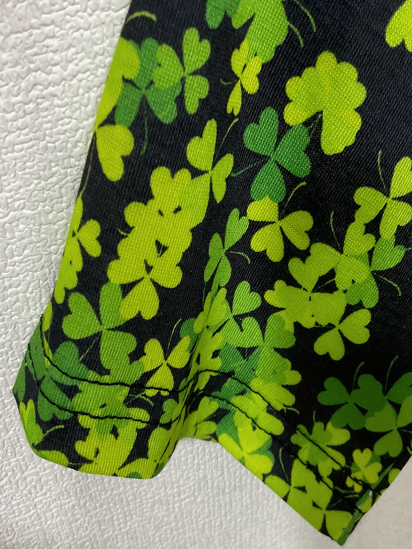 Plus Size Clover Print Top Casual V Neck Long Sleeve Top - Temu